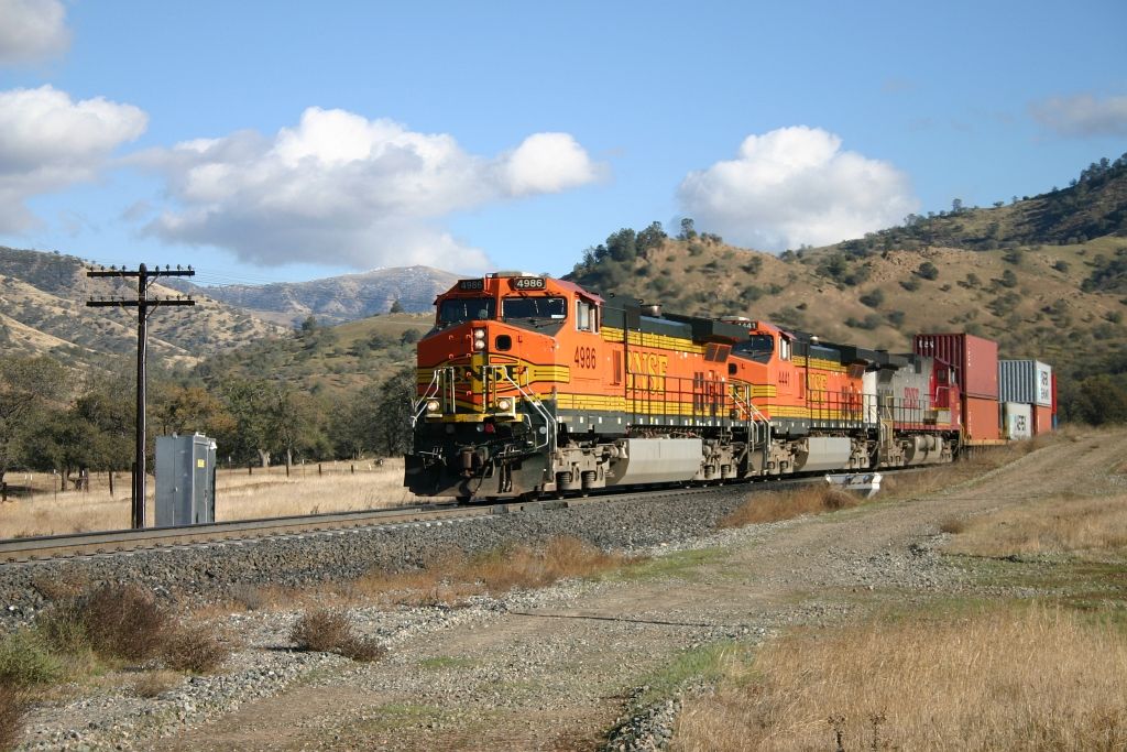 BNSF 4986